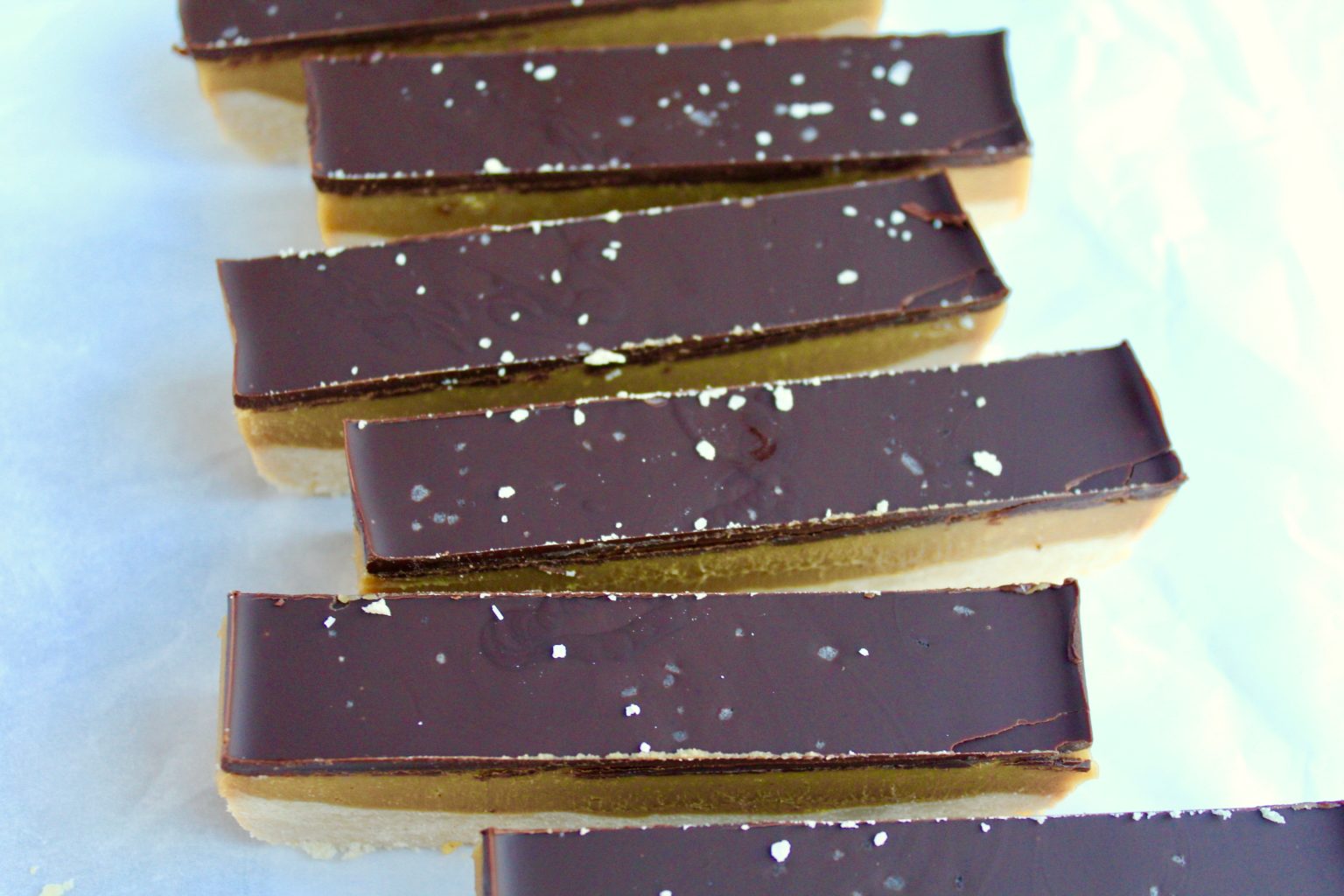 Best Healthy Twix Bars (vegan, gluten-free, refined sugar free) - Nuts ...