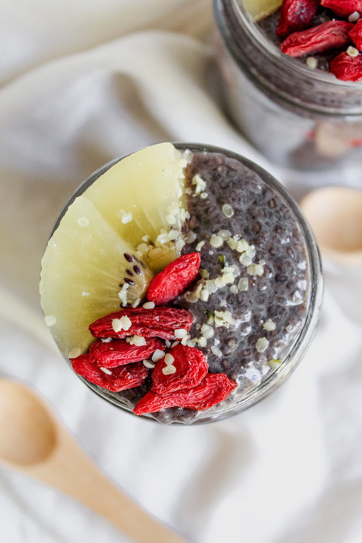 Acai Chia Seed Pudding (vegan, gluten-free, oil-free) - Nuts About Greens